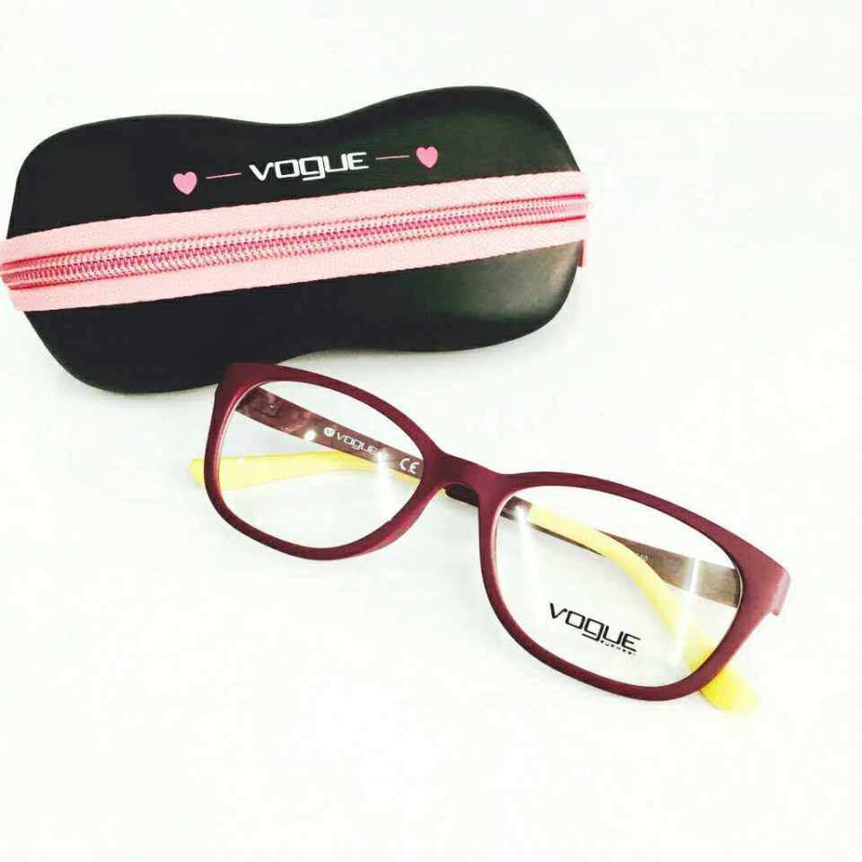 กรอบแว่น vogue • Sunday Optic